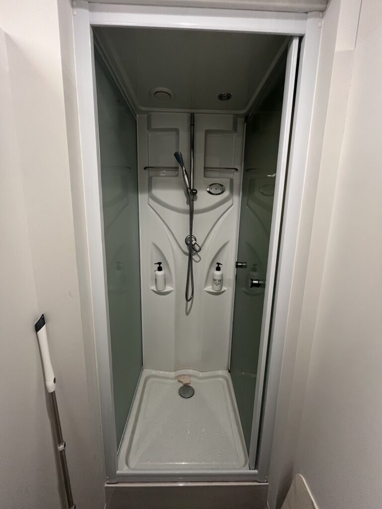 リフィナス横浜店初投稿🎉 - キックボクシング 大阪 Refinas リフィナス キックボクシングジム